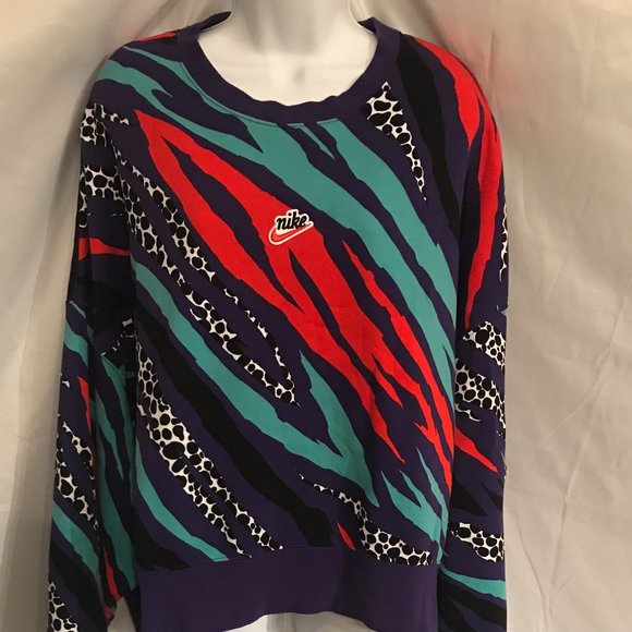 Nike | Tops | Nike Ladies Multi Color Animal Prints Cropped Athletic ...